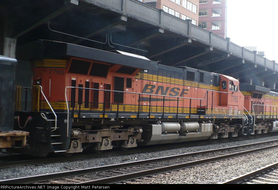 BNSF 7765